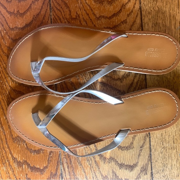 Mossimo Supply Co. | Shoes | Mossimo Thong Sandals | Poshmark